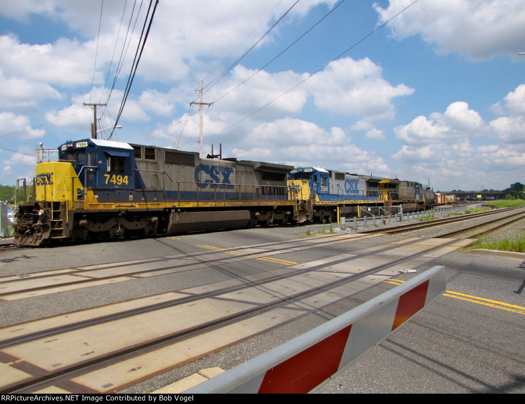 CSX 7494, 7564, and 661